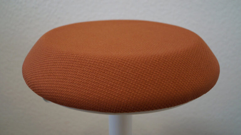 Ergotopia Dykó im Test | Ergonomischer Sitz- und Stehhocker